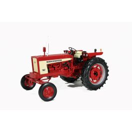 1/16 Farmall 504 WF Gas with Wheel Weights